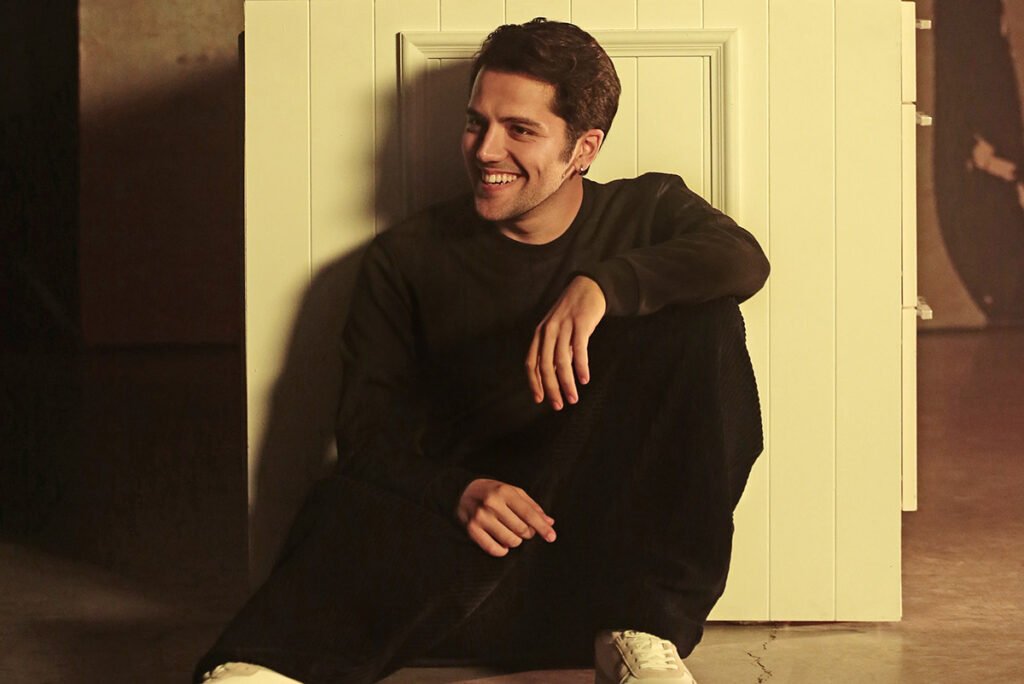 Müzisyen ve Oyuncu Emre Aslan Röportajı - Yıldız Kalemlik