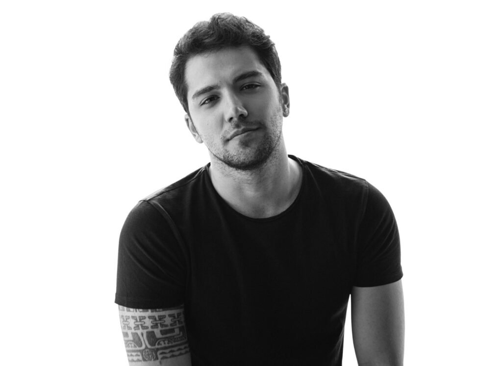 Müzisyen ve Oyuncu Emre Aslan Röportajı - Yıldız Kalemlik